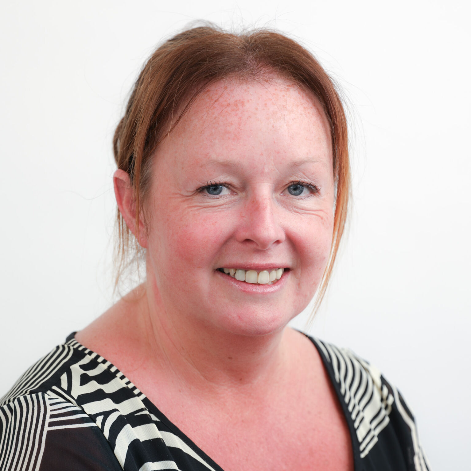 Manchester volunteers return to help NHS trial new cancer screening ...